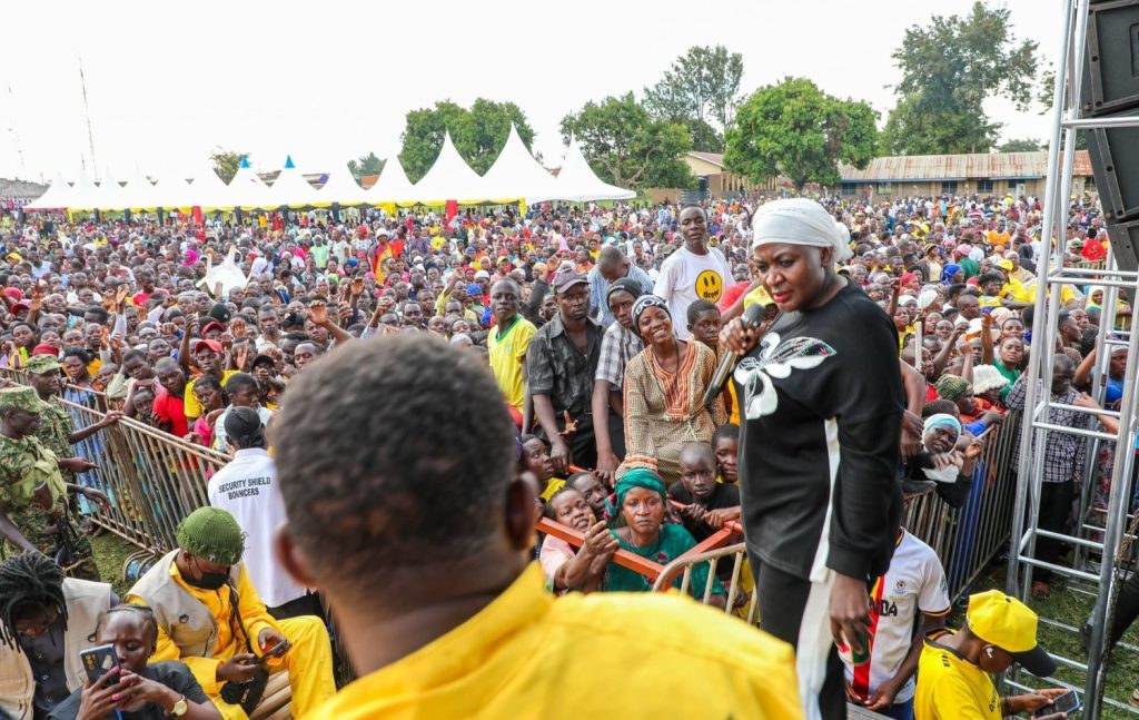 ONC Takes Empowerment Drive to Sironko, Opposition Bosses defect to NRM ...